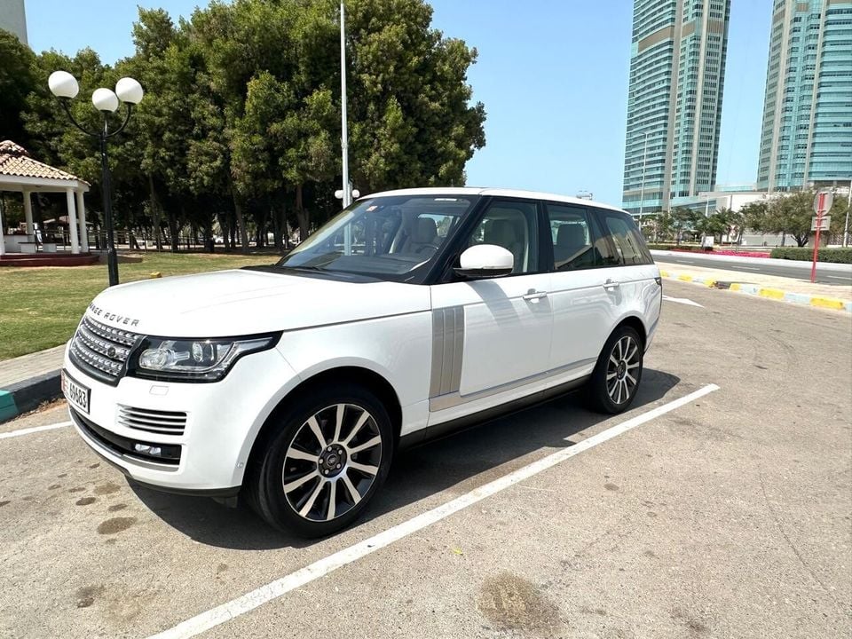 Used Land Rover Range Rover 2015 for sale in Abu Dhabi - 833836