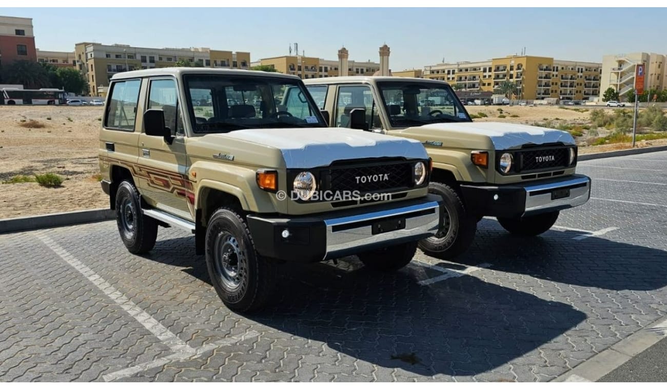 جديدة تويوتا لاند كروزر هارد توب LC71 SWB 2.8L DIESEL AT HARDTOP 2024 للبيع في دبي - 693307