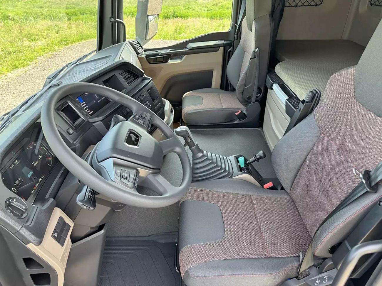 New MAN TGS TGS 33.440 6x4 BB SA 2025 for sale in Dubai - 879108