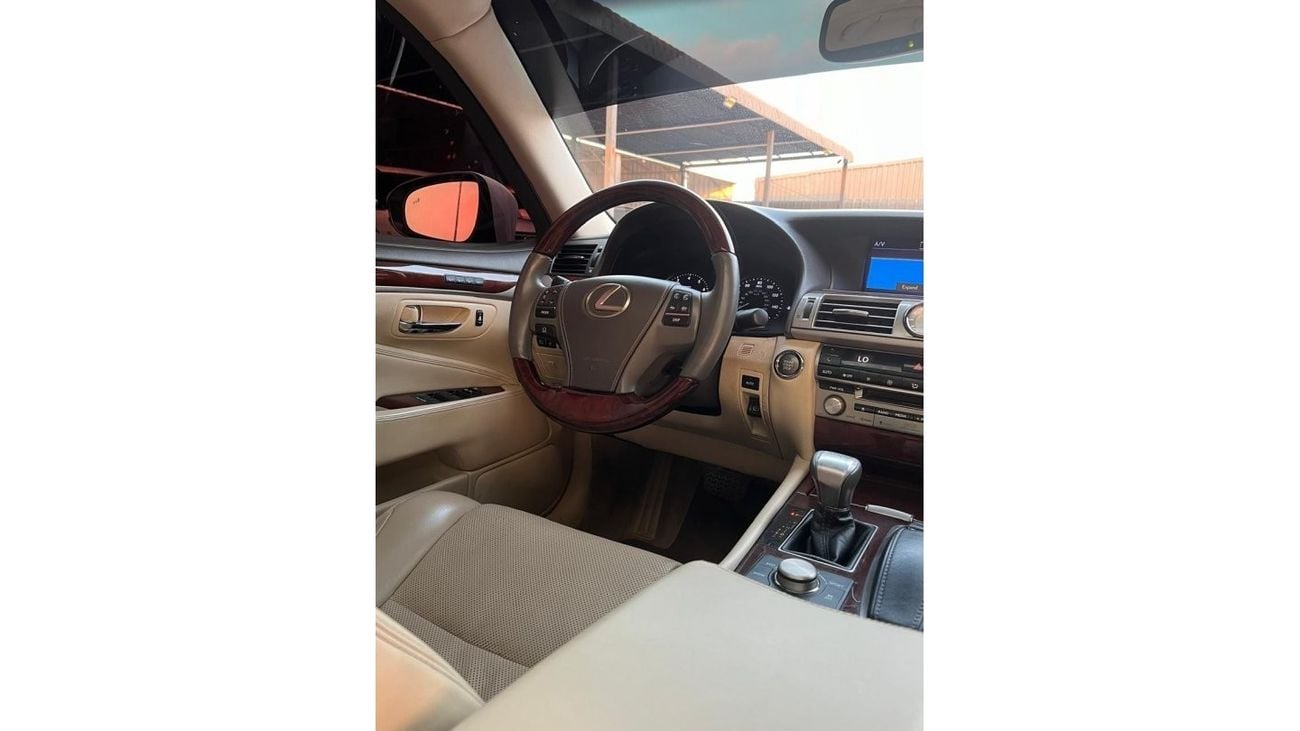 Used Lexus LS460 Prestige LWB 5st 2015 for sale in Dubai - 733341