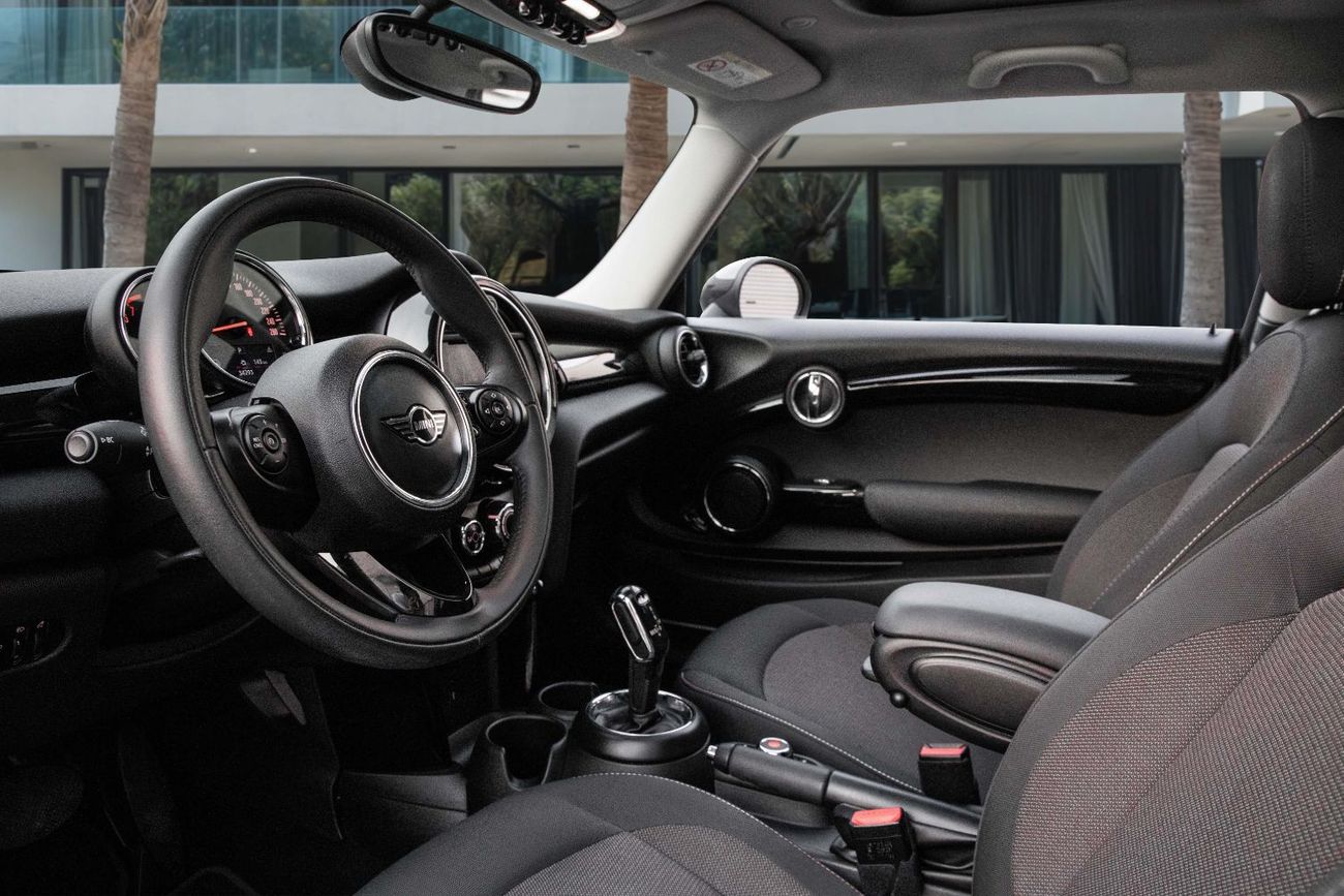 Used Mini Cooper Standard | 1,175 P.M | 0% Downpayment | Low Kms! 2019 ...
