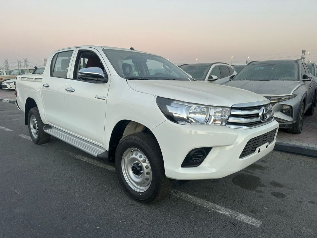 New Toyota Hilux GLX Short 2.7L HILUX 2.7L GLX D/C A/T 2025 2025 for ...