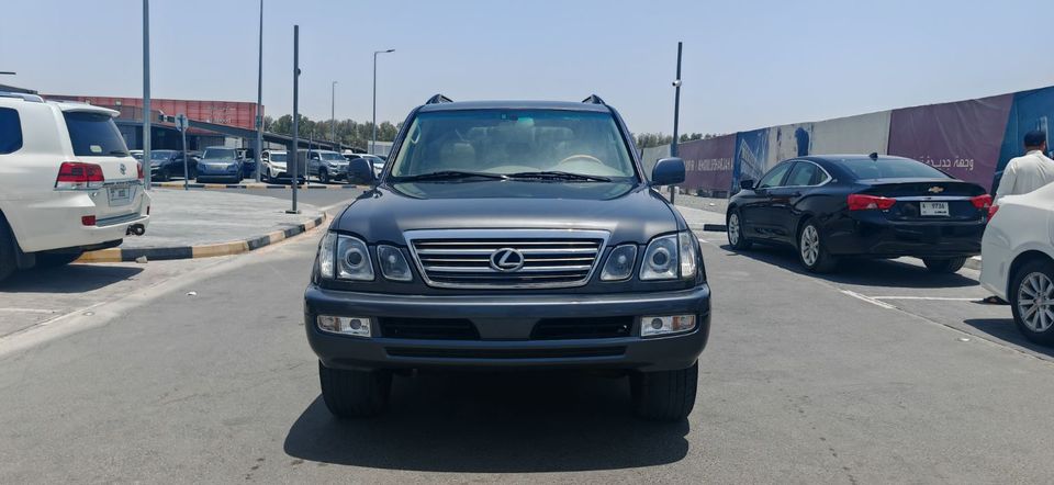 مستعملة لكزس LX 470 Lexus Lx470 Model 2004 2005 للبيع في الشارقة - 863504