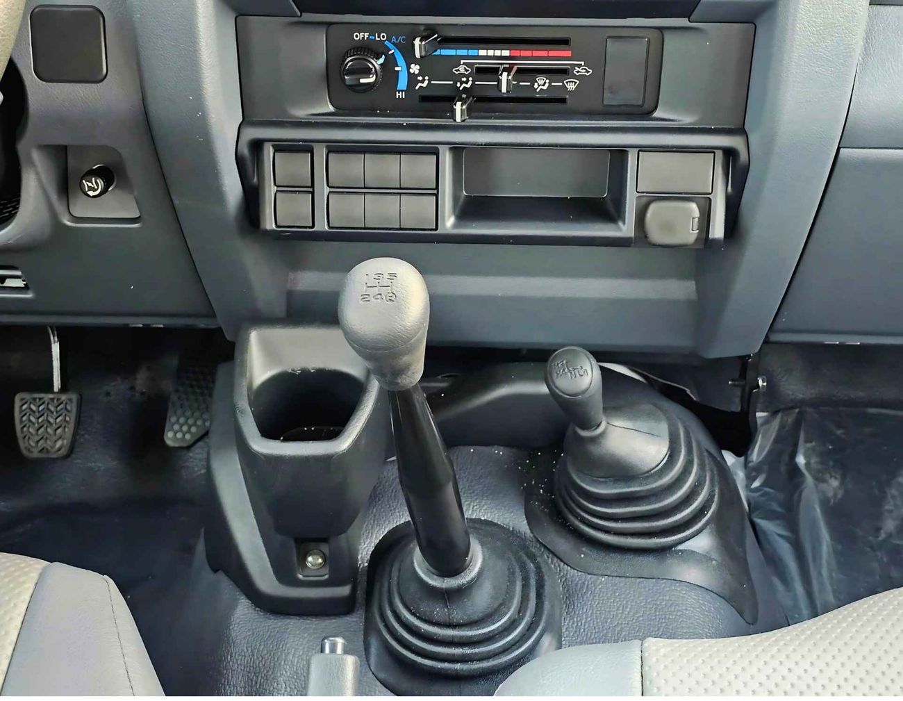 New Toyota Land Cruiser 70 LC76 / V6 / 4.2L DIESEL / M/T / POWER ...