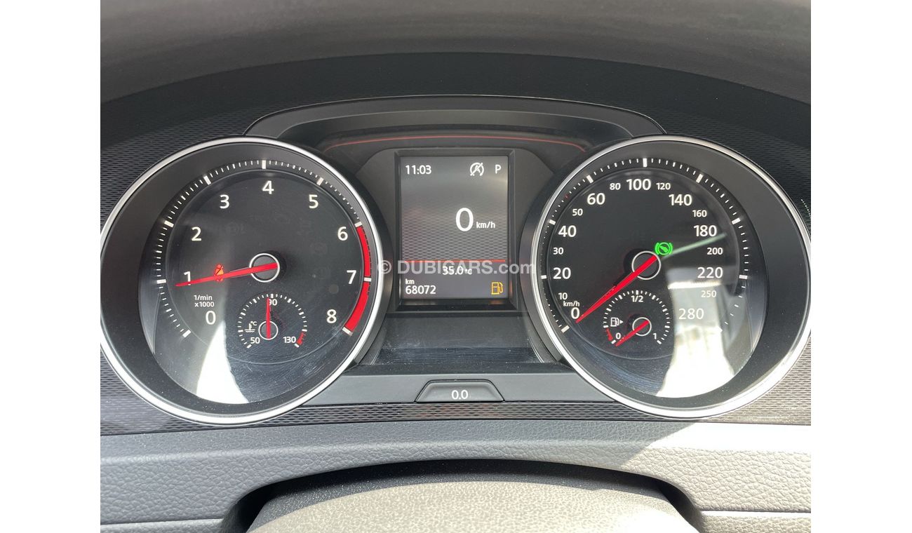 Used Volkswagen Golf 3000 2017 for sale in Dubai - 460905
