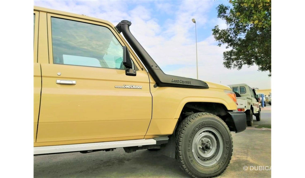 New Toyota Land Cruiser Pick Up v6 double cap 2021 for sale in Dubai ...