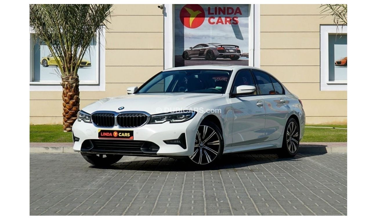 Used BMW 320i Exclusive 2020 for sale in Dubai - 696045