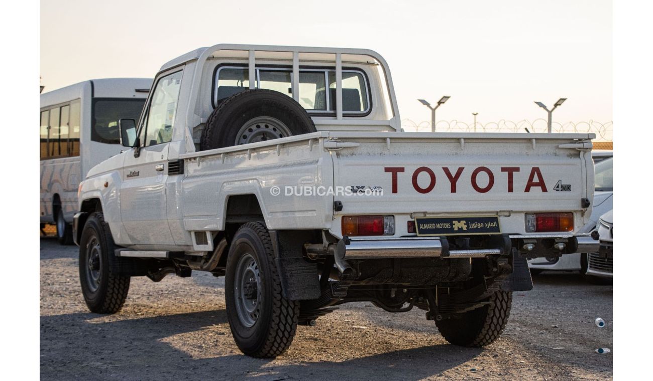 New Toyota Land Cruiser Pick Up (FOR EXPORT) NEW 2023 LAND CRUISER 79 SINGLE CABIN LX V8 4.5L ...