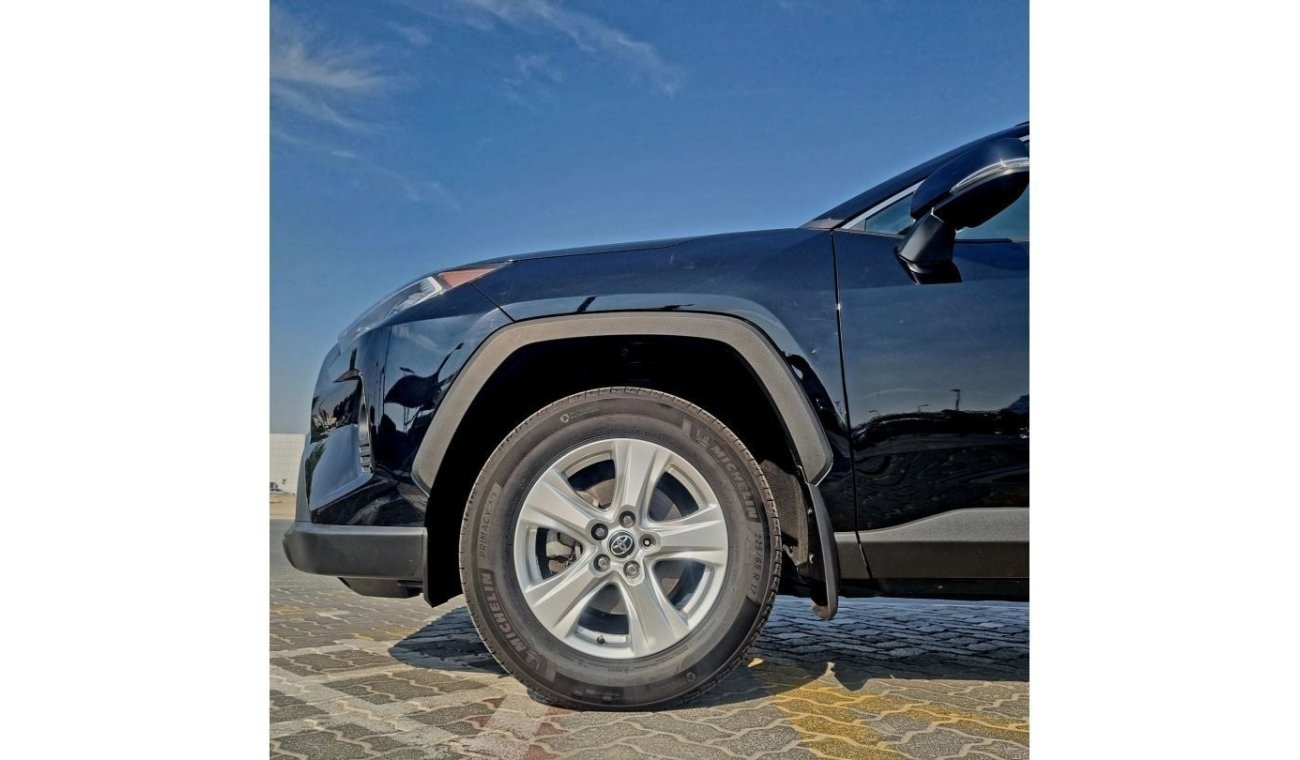 Used TOYOTA RAV4 XLE 2021 CLEAN TITLE 2021 for sale in Dubai - 703885
