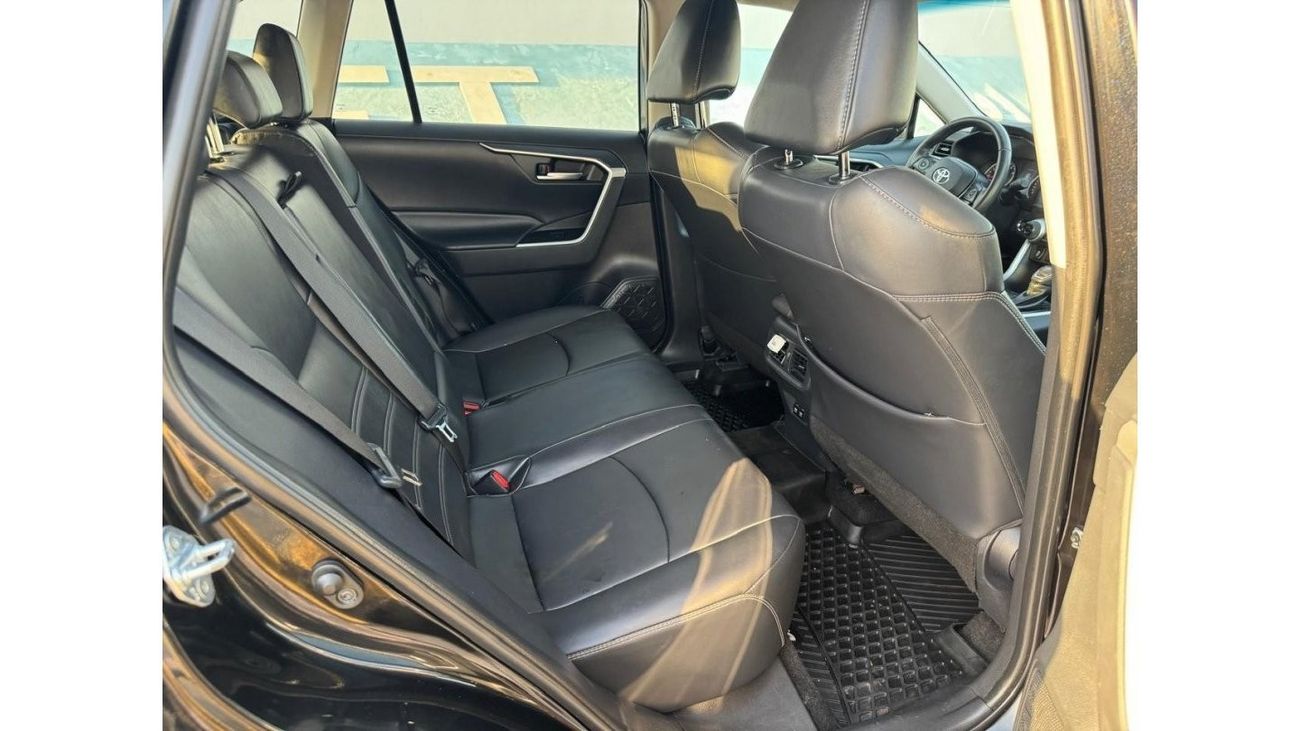 Used Toyota RAV4 2019 XLE PREMIUM AWD FULL OPTION 2019 for sale in ...