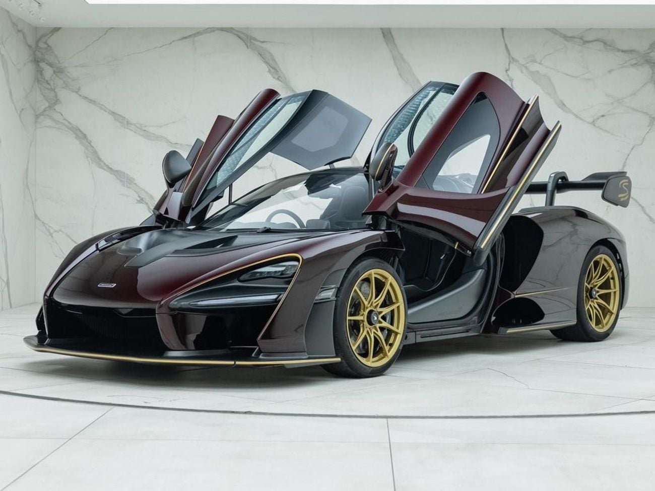 Used McLaren Senna Std 2019 for sale in Dubai - 730085