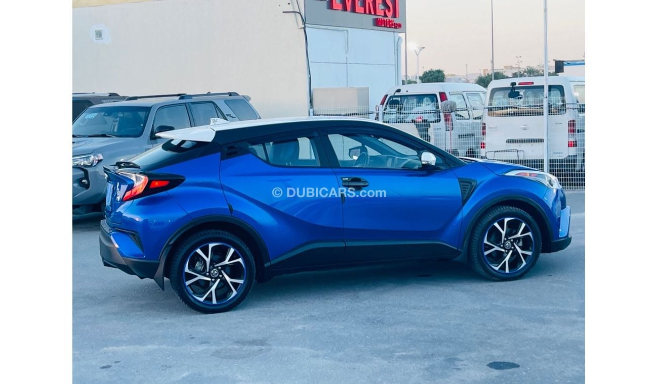 Used Toyota CHR Push start leather seats 2018 for sale in Dubai - 682844