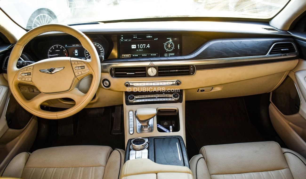 Used Genesis G90 2021 for sale in Dubai - 667657