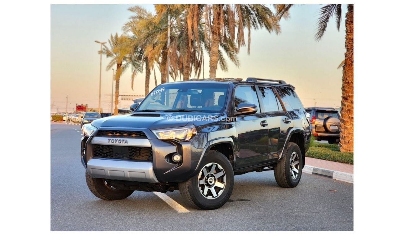 Used TOYOTA 4RUNNER TRD 2022 for sale in Dubai - 695415
