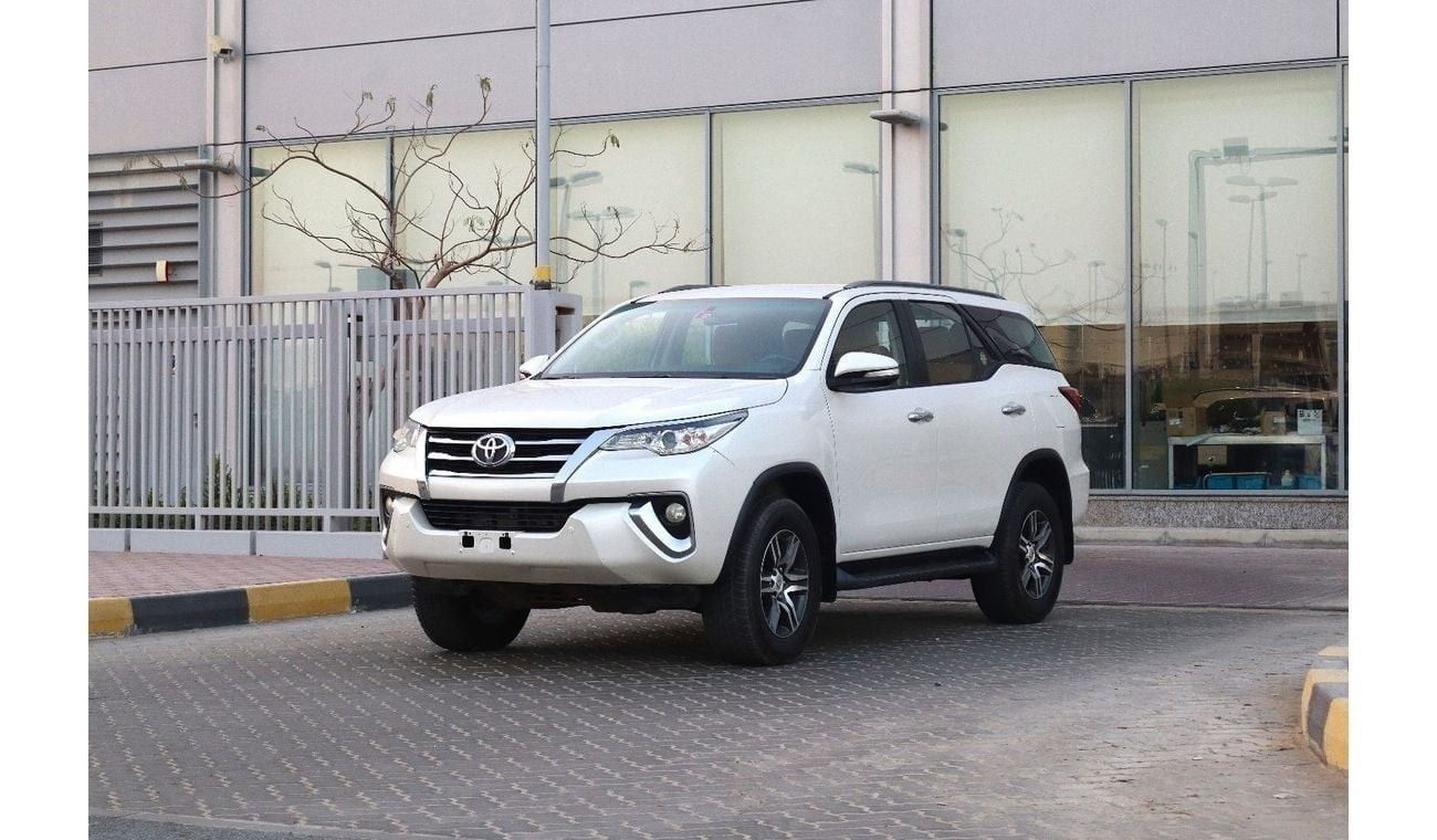 Used Toyota Fortuner GXR 4.0L (278 HP) 2017 for sale in Sharjah - 807021