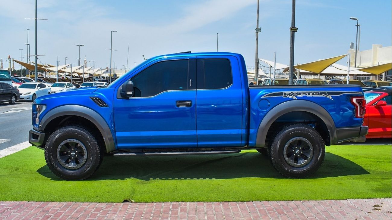 Used Ford F 150 Raptor 2017 for sale in Dubai - 735639