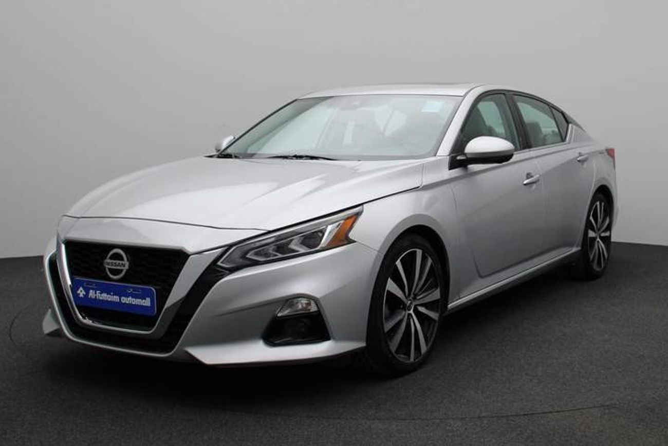 Used Nissan Altima SL 2.5 2020 for sale in Dubai - 640289