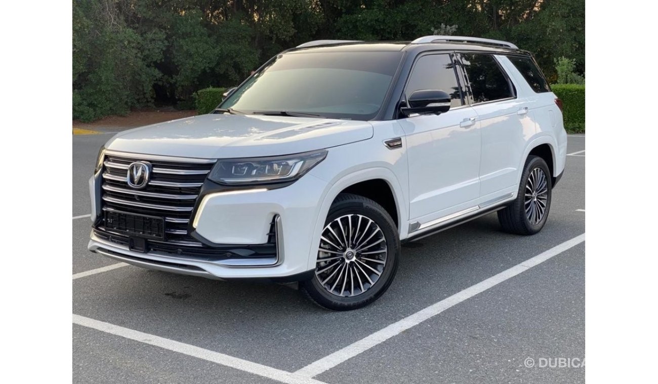 Used Changan CS95 Royal 2022 for sale in Sharjah - 567327