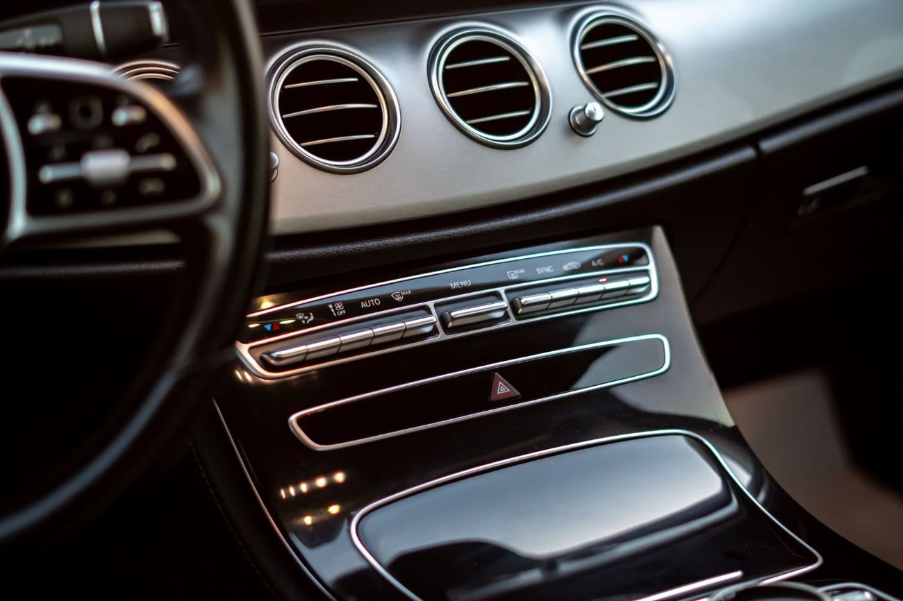 Used Mercedes-Benz E300 GCC CAR MODEL 2020 2020 for sale in Dubai - 846106