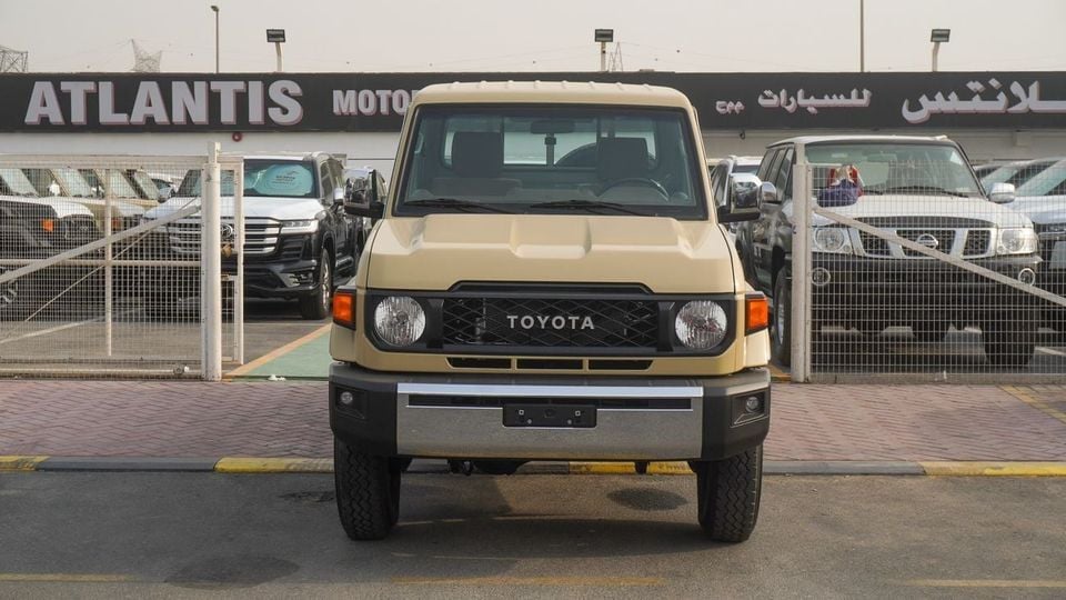 New Toyota Land Cruiser Pick Up LX 4.0L V6 SINGLE CABIN A/T 2025 for ...
