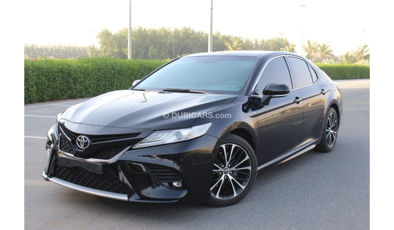 Used Toyota Camry Sport 2018 for sale in Dubai - 515314