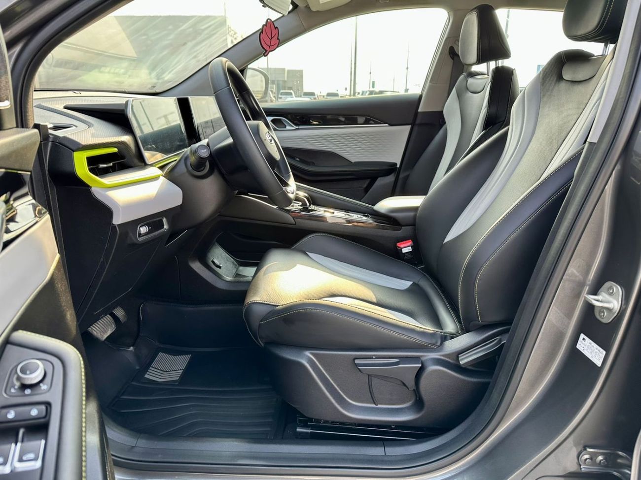 Used Geely Coolray GL 1.5TD 860- Monthly l GCC l Cruise, Leather ...