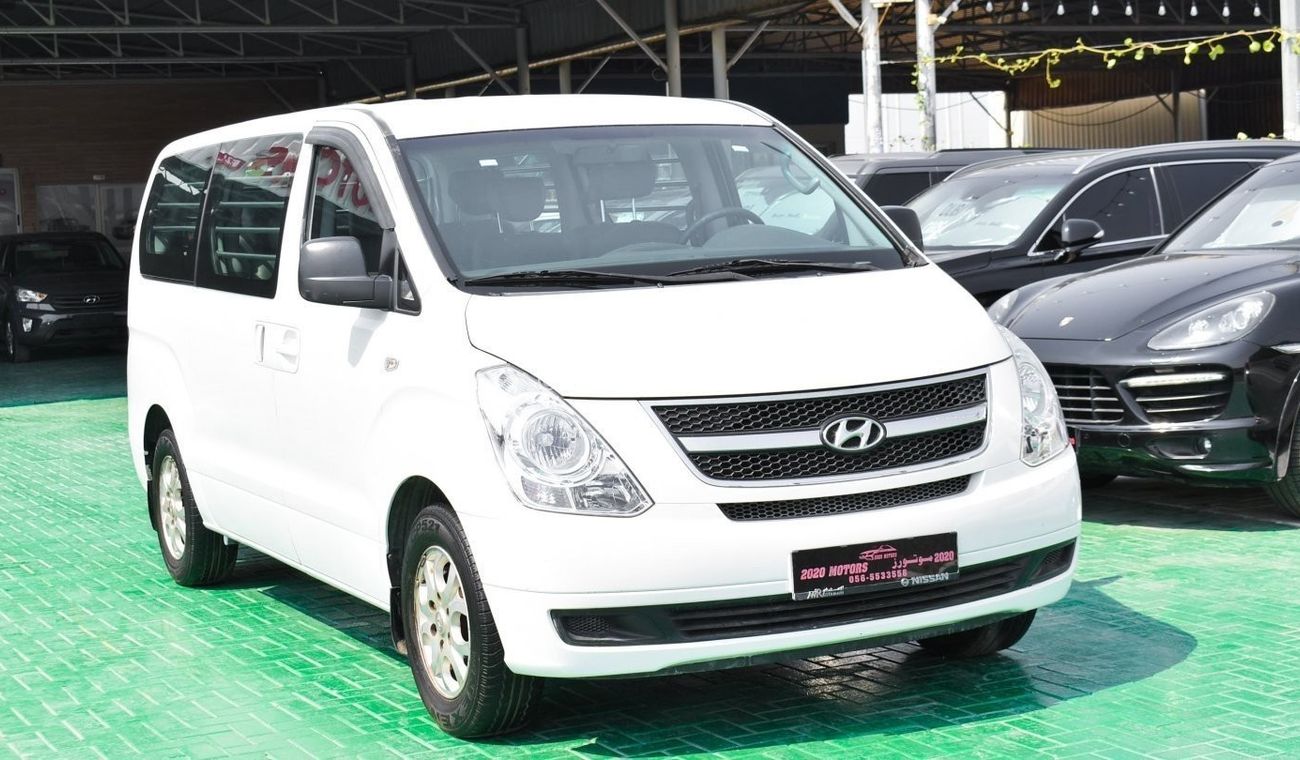 Used Hyundai H-1 2016 for sale in Dubai - 669877