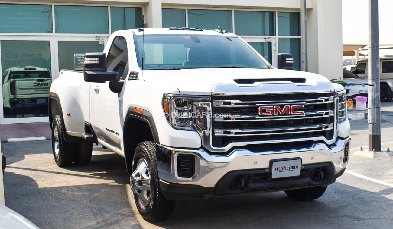 Used GMC Sierra SLE 6.6L HD 3500 2021 for sale in Dubai - 640318
