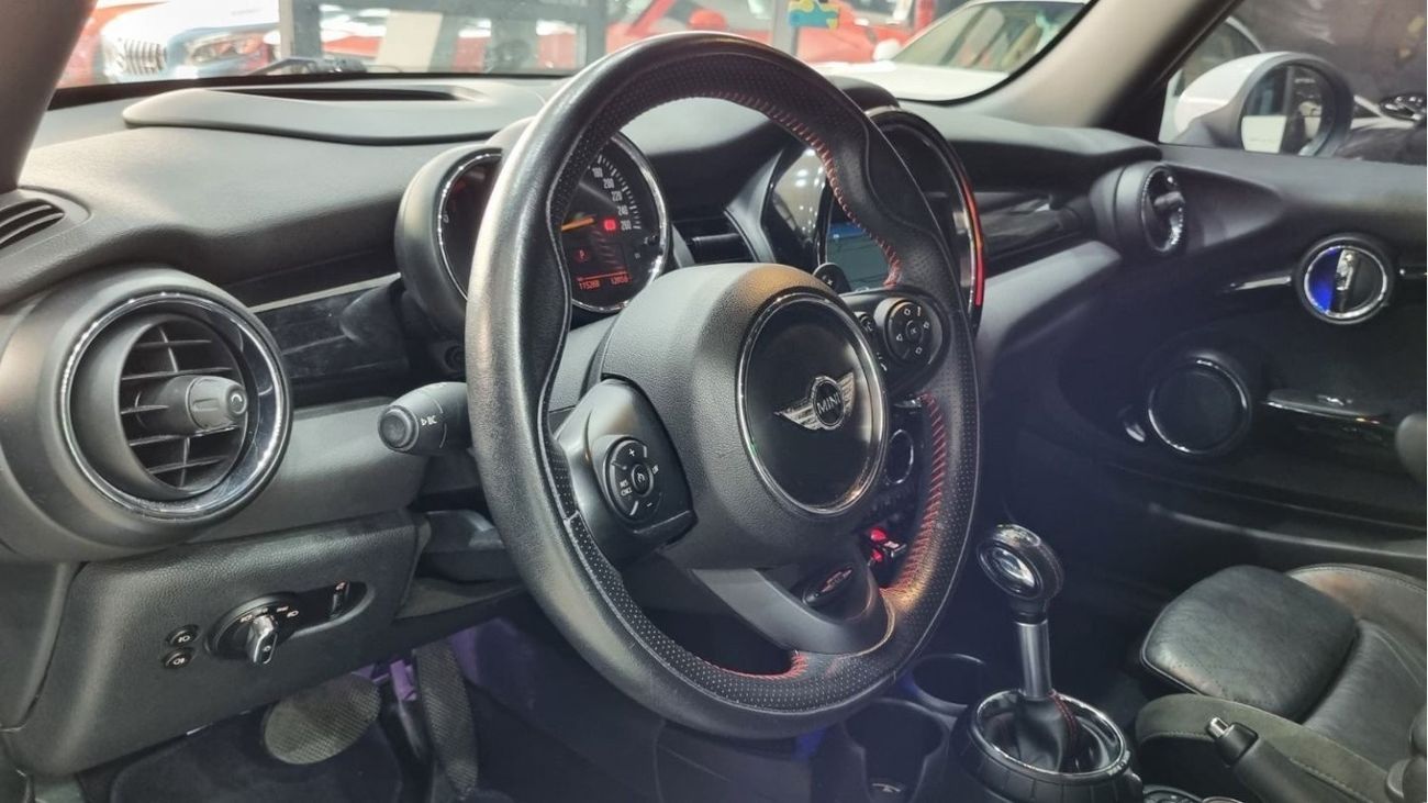 Used Mini Cooper S Coupé MINI COOPER S 2016 GCC IN BEAUTIFUL CONDITION ...