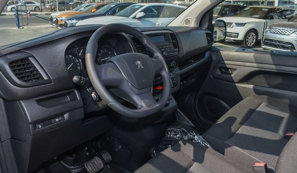 New Peugeot Expert Expert H1L3 2.0D Aut. 3 Seater 2023 for sale in ...