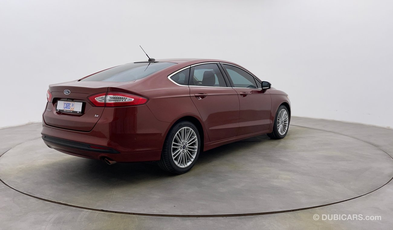 Used Ford Fusion SE 2000 2014 for sale in Dubai - 472757