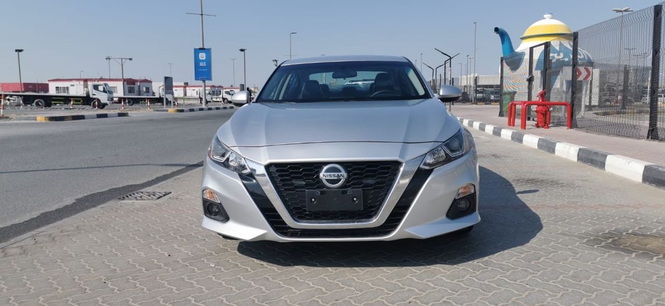 Used Nissan Altima S Very Clean Car 2020 for sale in Dubai - 568266