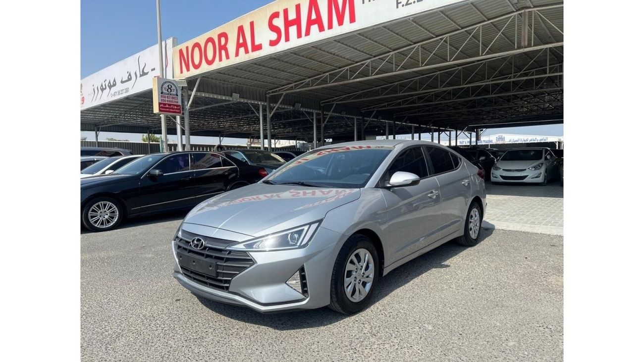 Used Hyundai Avante 2020 for sale in Dubai - 777444