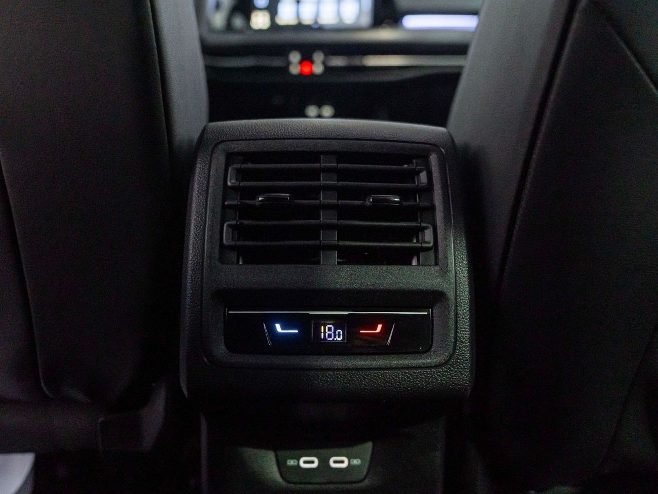 Used Volkswagen Golf R AED 3,067 PM • GOLF R • ONLY 8,000 KMS ...