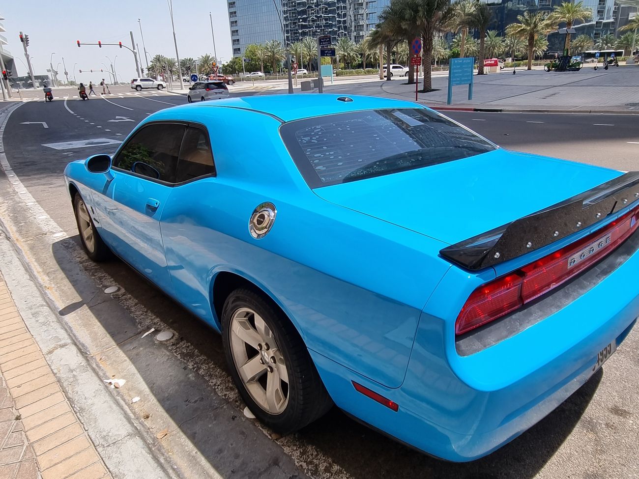Used Dodge Challenger Sxt 2012 for sale in Abu Dhabi - 610854