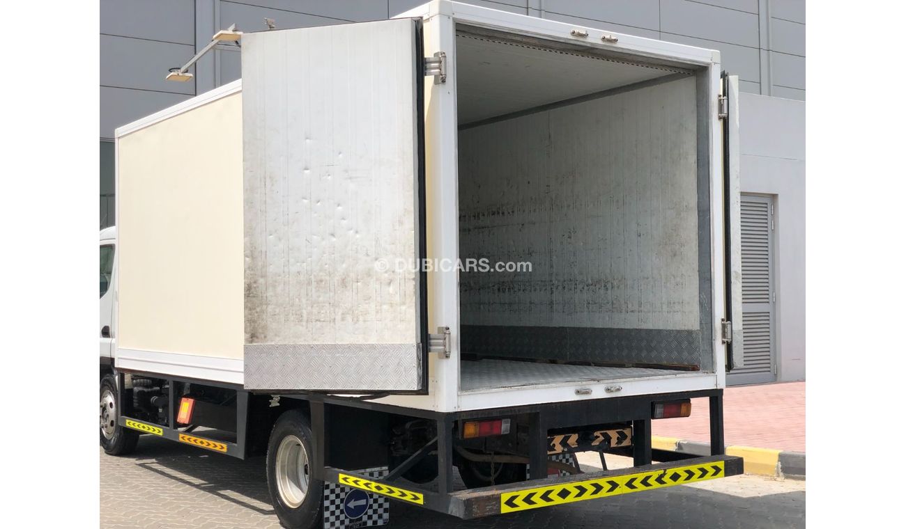 Used Mitsubishi Fuso Canter GCC BOX 2016 for sale in Sharjah - 607371
