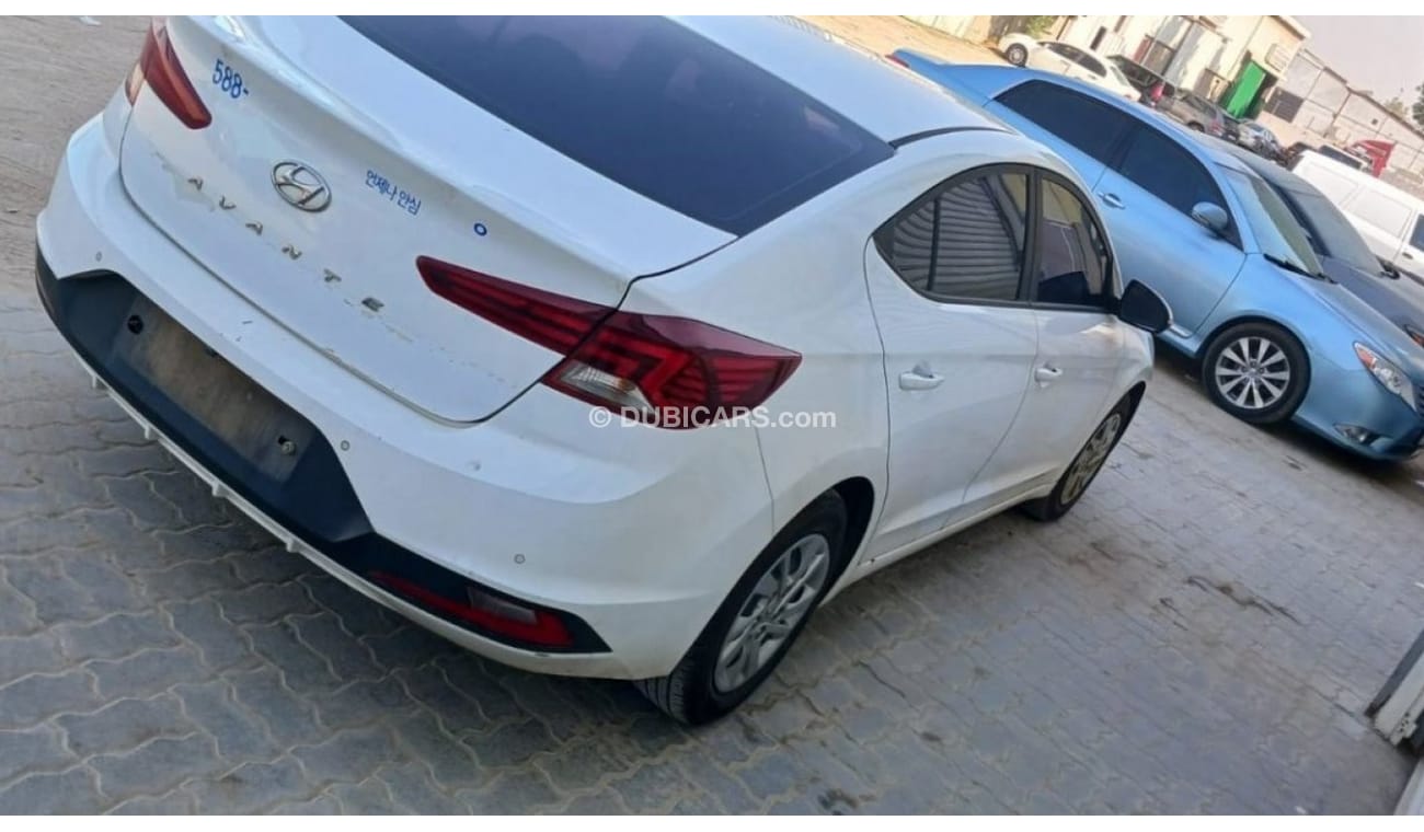 Used HYUNDAI AVANTE 2019 GASOLINE 2019 for sale in Sharjah - 670149