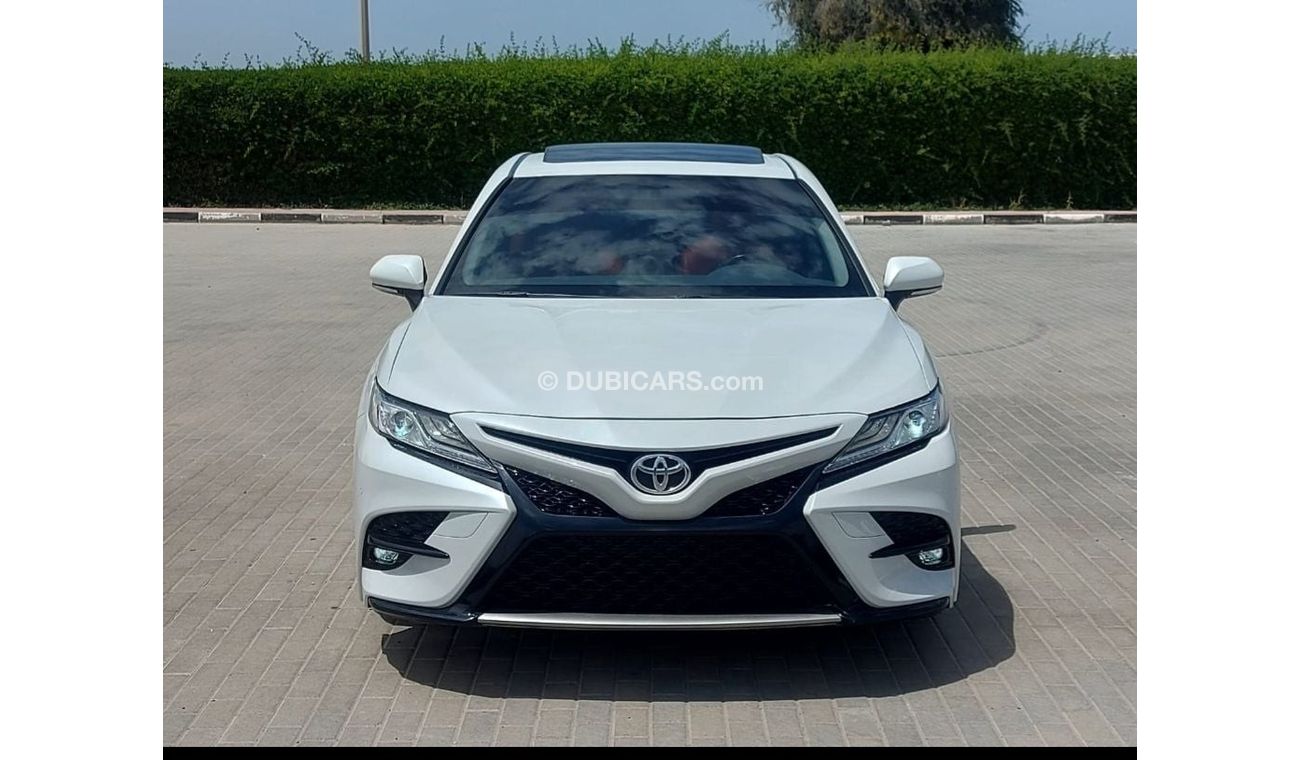 Used Toyota Camry Sport 2020 for sale in Dubai - 603501