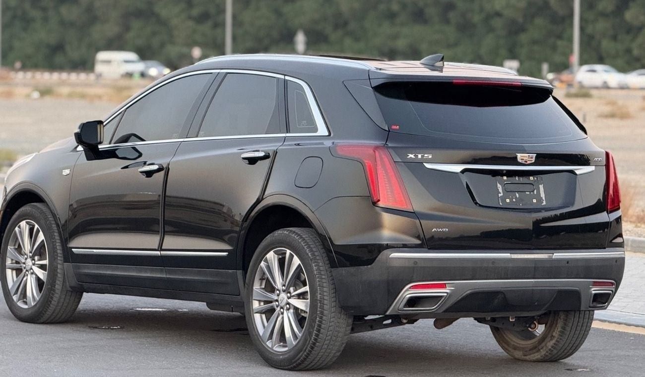 Used Cadillac XT5 2020 for sale in Sharjah - 794764