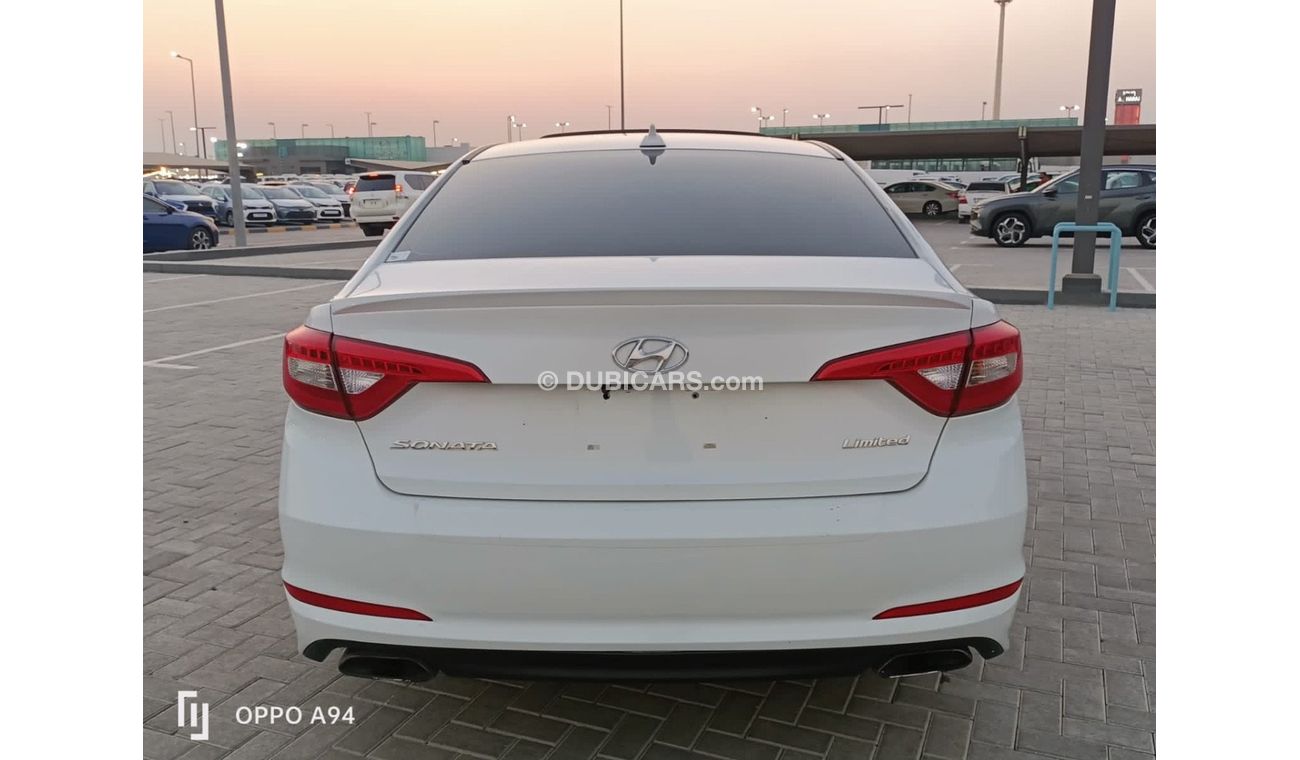 Used Hyundai Sonata GL Top 2017 for sale in Sharjah - 665916