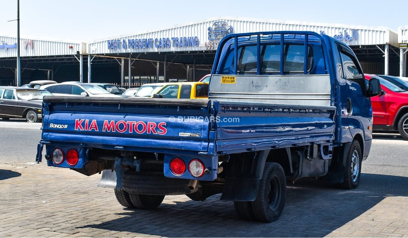 Used Kia Bongo III 2009 for sale in Dubai - 666356