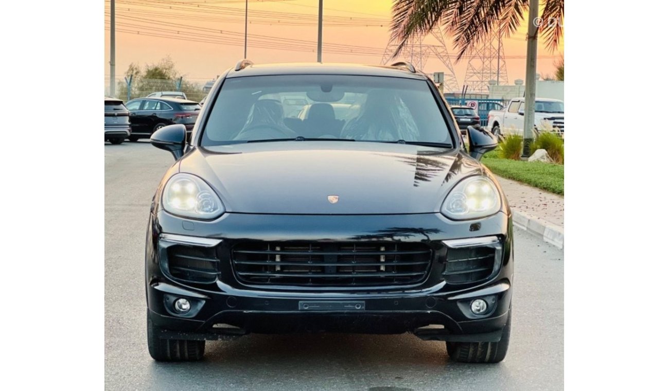 Used Porsche Cayenne HYBRID V6 3000CC 2016 for sale in Dubai - 558312