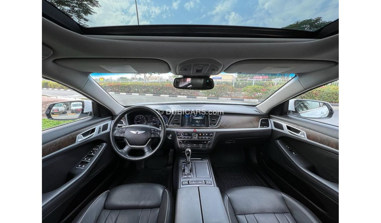 Used Royal HYUNDAI GENESIS 2015 HTRACE 3.8L FULL OPTIONS PERFECT ...