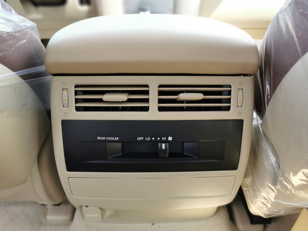New Toyota Land Cruiser VXR 4.5L Diesel, Sunroof, Leather/2-Power Seats ...