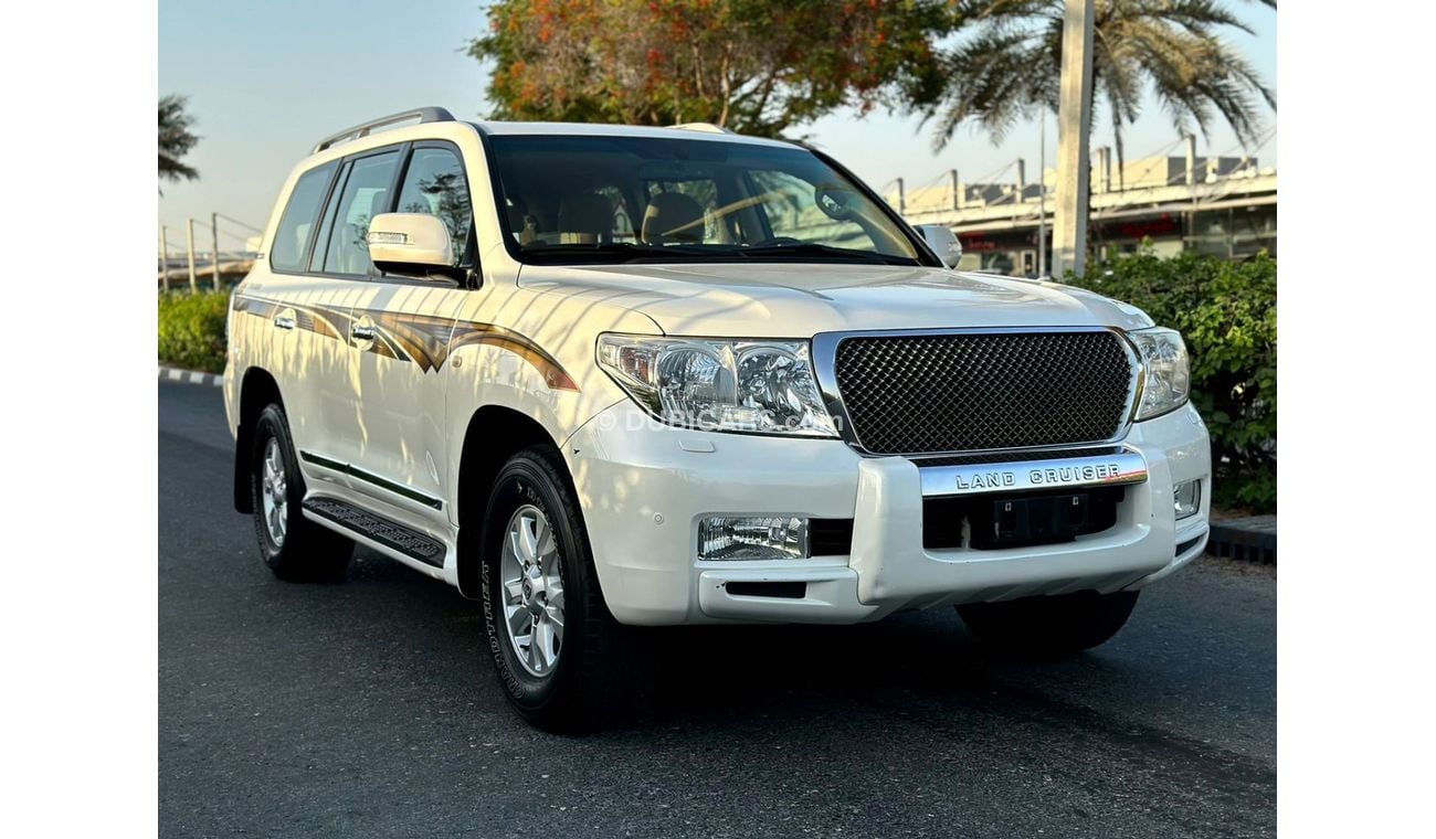 Used Toyota Land Cruiser GCC original paint 2011 for sale in Dubai - 627025