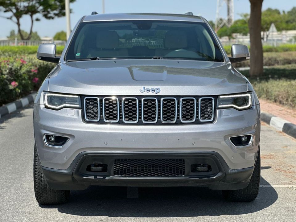 Used Overland Jeep Grand Cherokee Laredo / GCC / Original Paint / 2018 ...