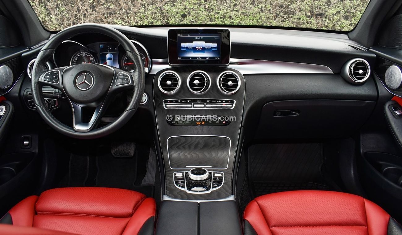 Used Mercedes-Benz GLC 300 2018 for sale in Dubai - 607502