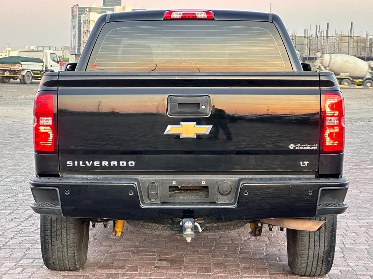 Used Chevrolet Silverado LT2 Z71 2018 for sale in Dubai - 707490