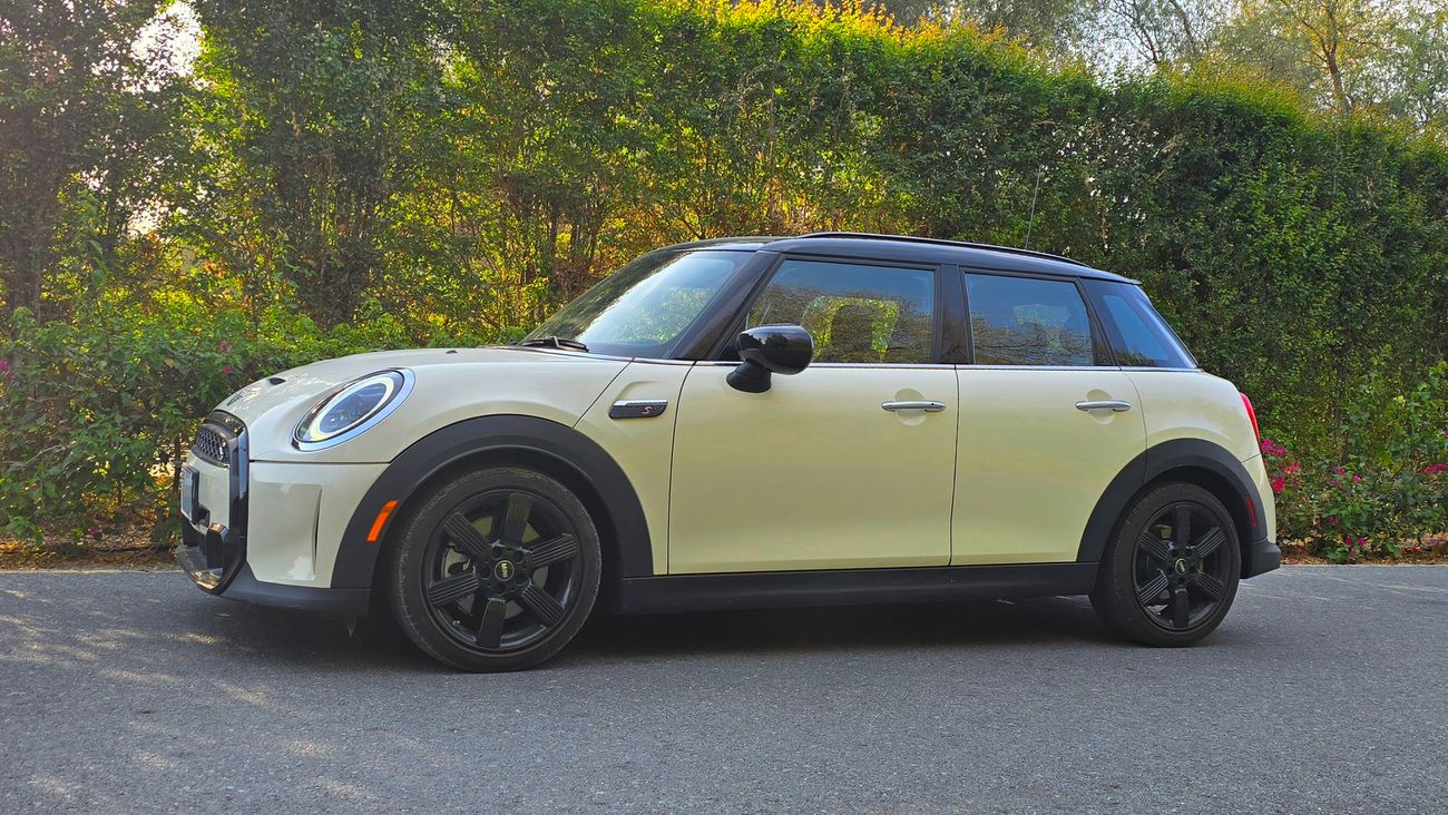 Used Mini Cooper S #Best Price# 2023 for sale in Dubai - 856619