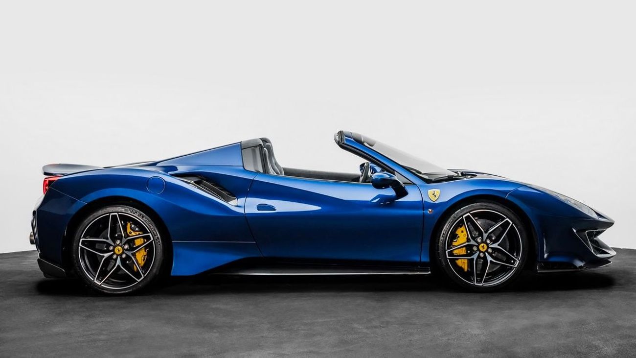 Used Ferrari 488 Pista Spider - 2020 - Euro Specs 2020 for sale in Dubai - 856374